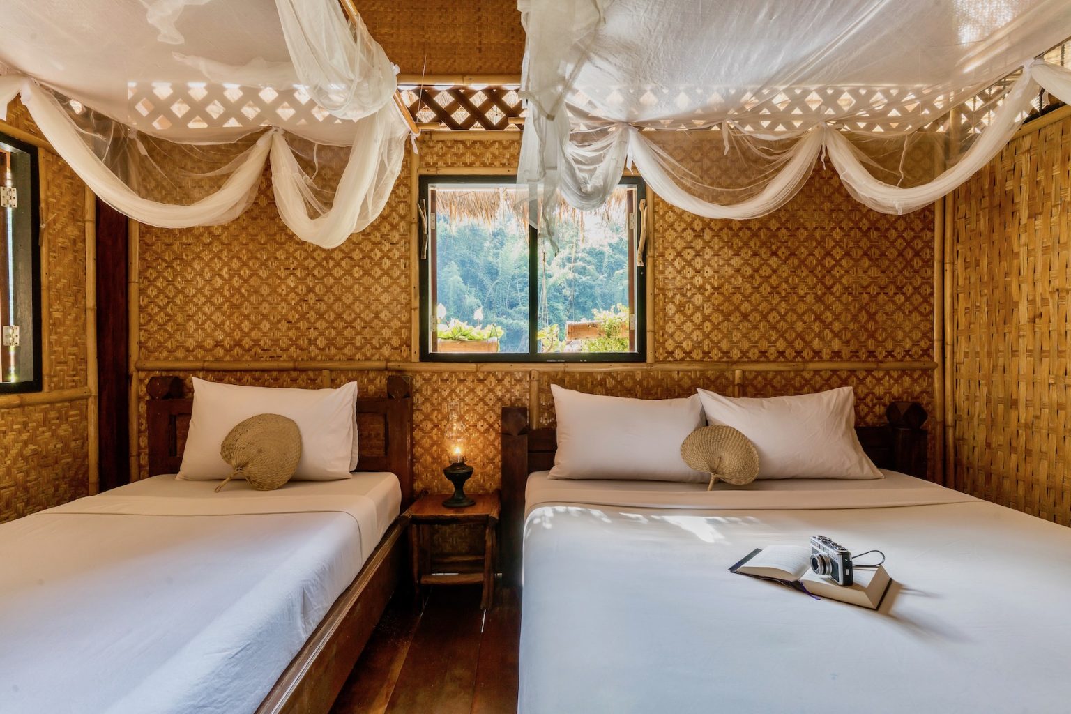 Floating Hotel In Kanchanaburi River Kwai Jungle Rafts Resort